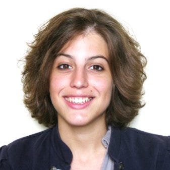 Hélène Casado – Medium