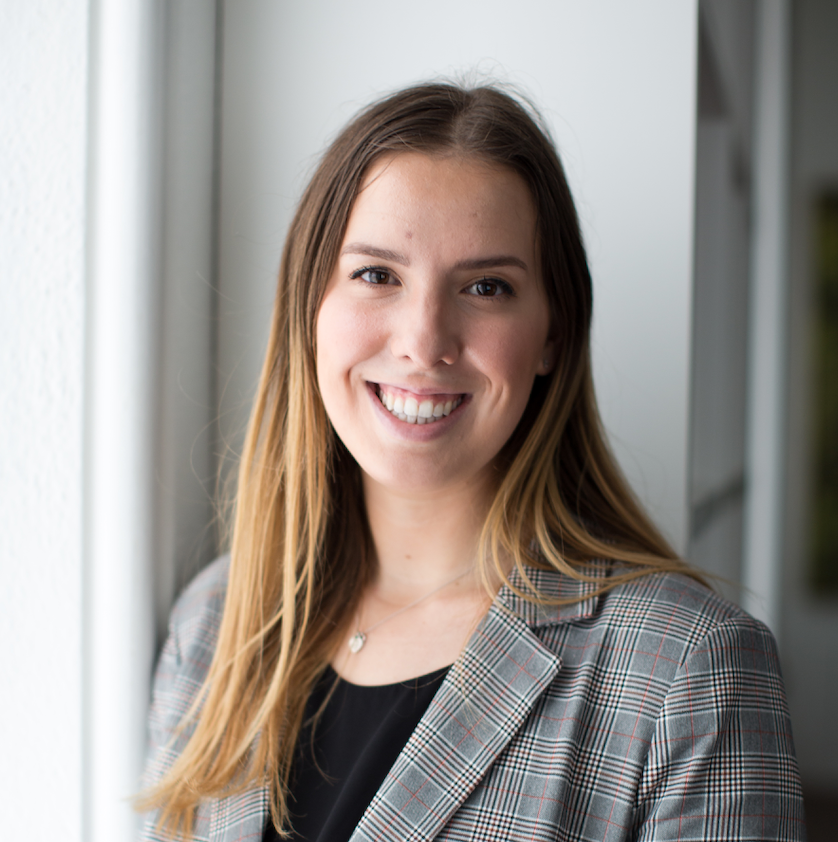 Jessica Armstrong – Medium