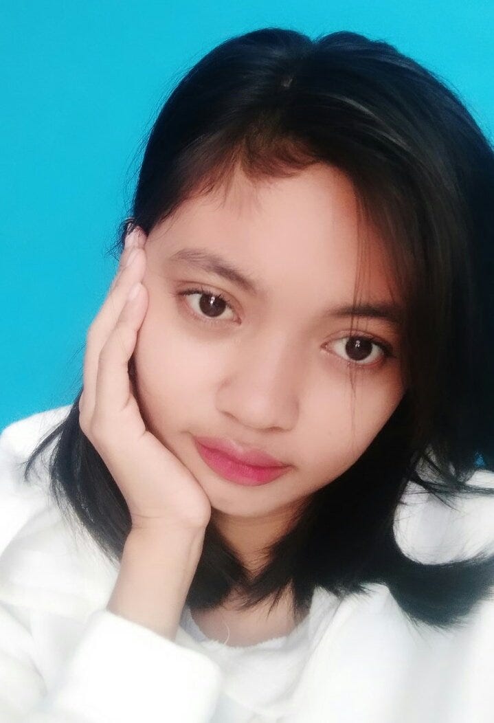 Putri Meita – Medium