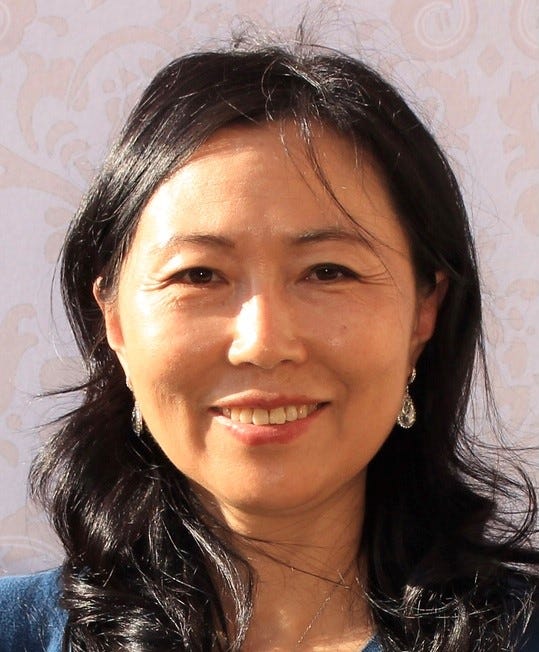 Hong Xu – Medium