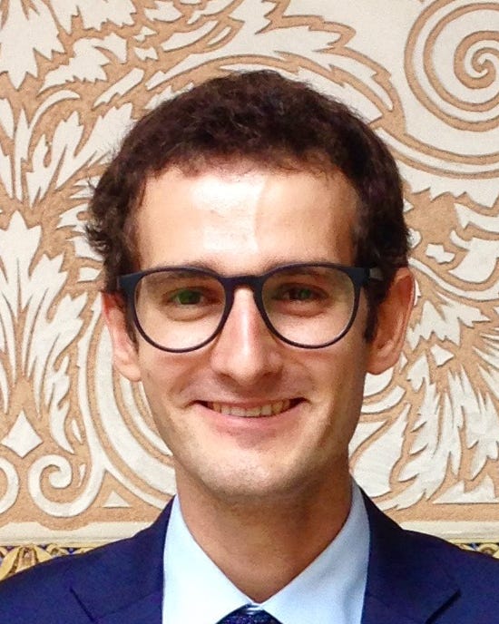 People following Kiko Rul·lan