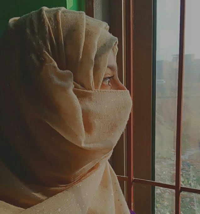 Hayat Fatima – Medium