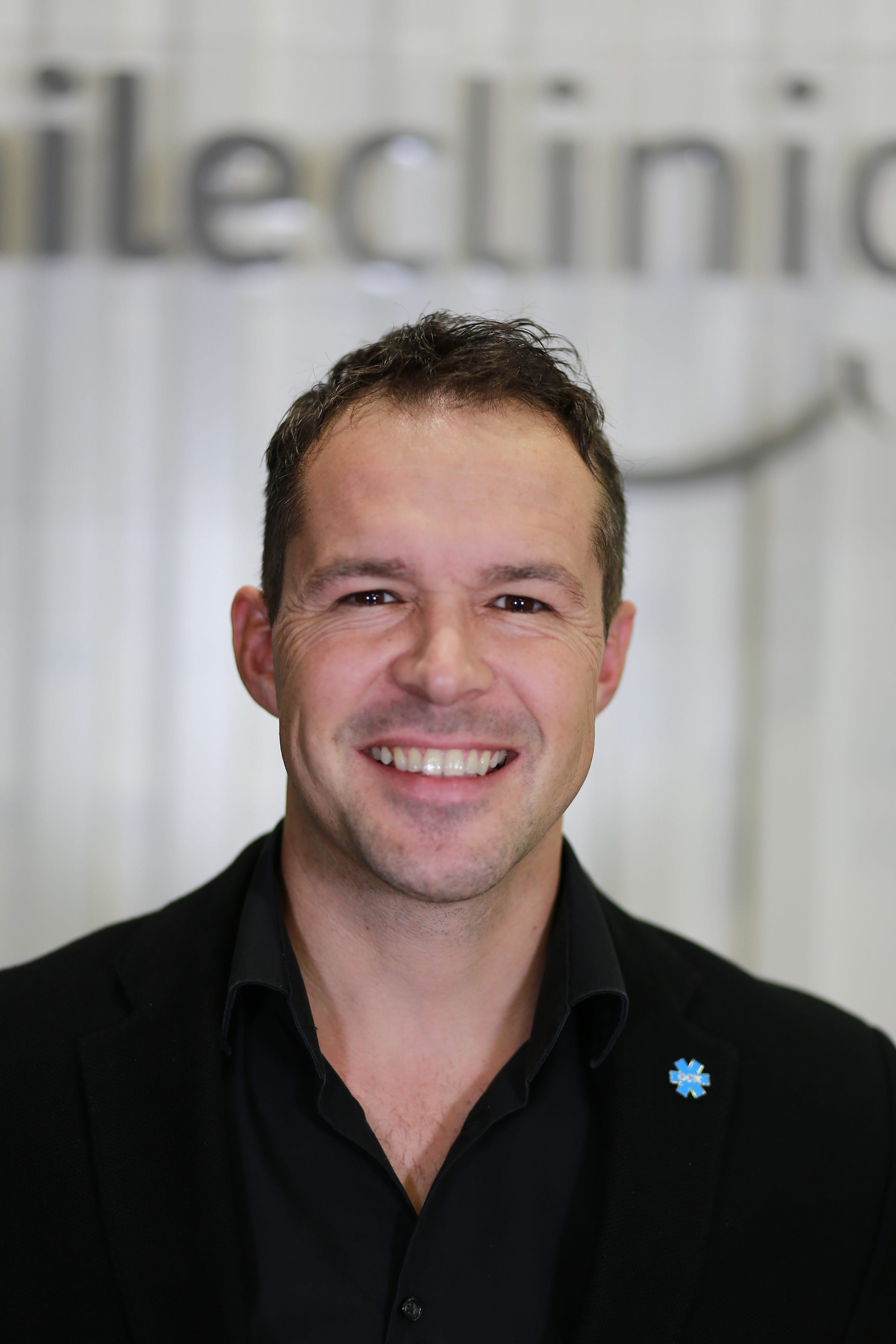 Daniel Coulton Shaw – Medium