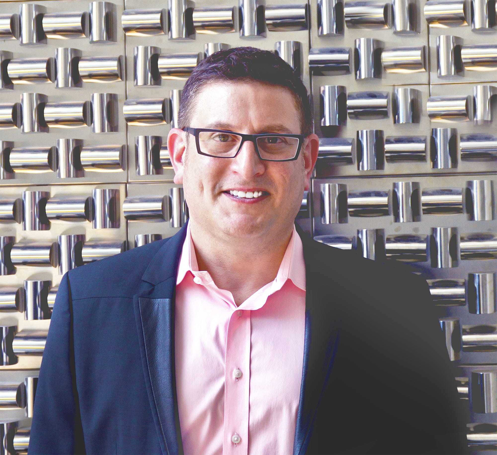 Ken Epstein – Medium