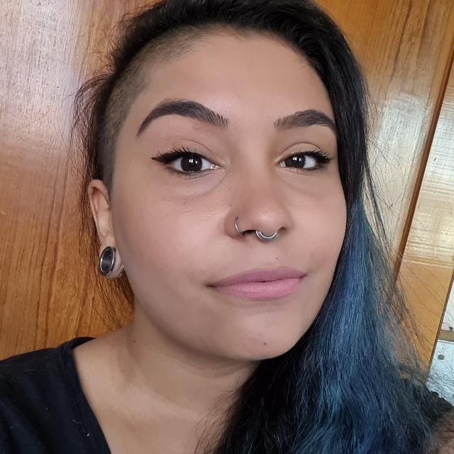 Dani Medeiros – Medium