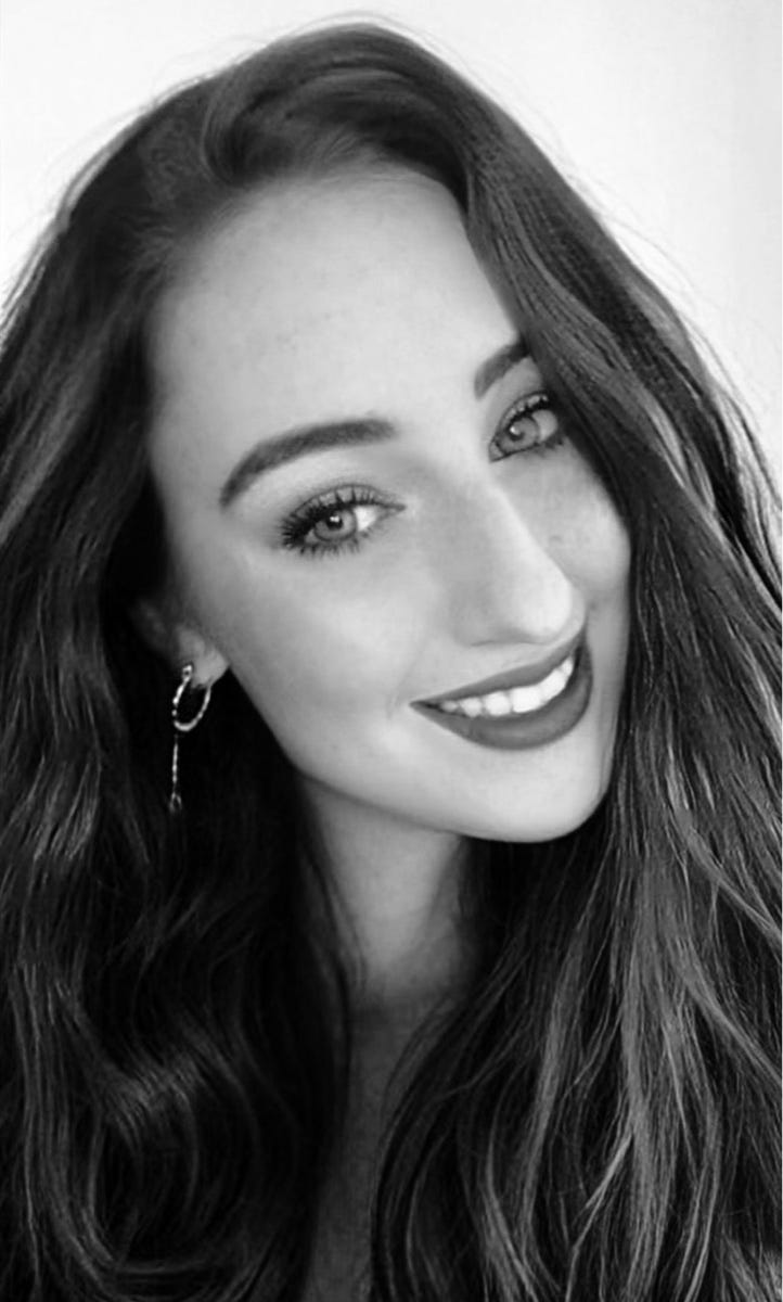 Ellie Bowman – Medium