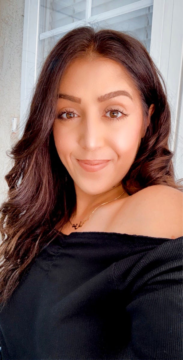 Mona Khalifeh – Medium