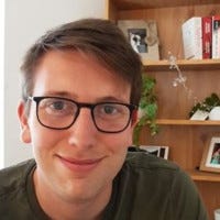 Alexander Smithers – Medium