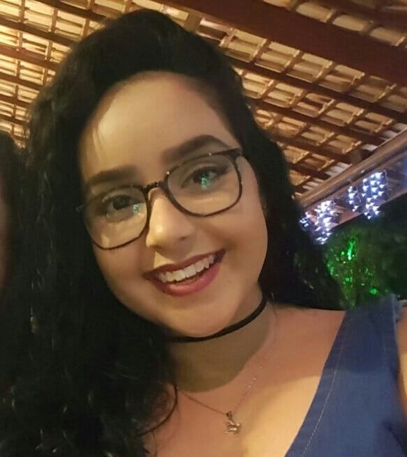 Amanda Gama – Medium