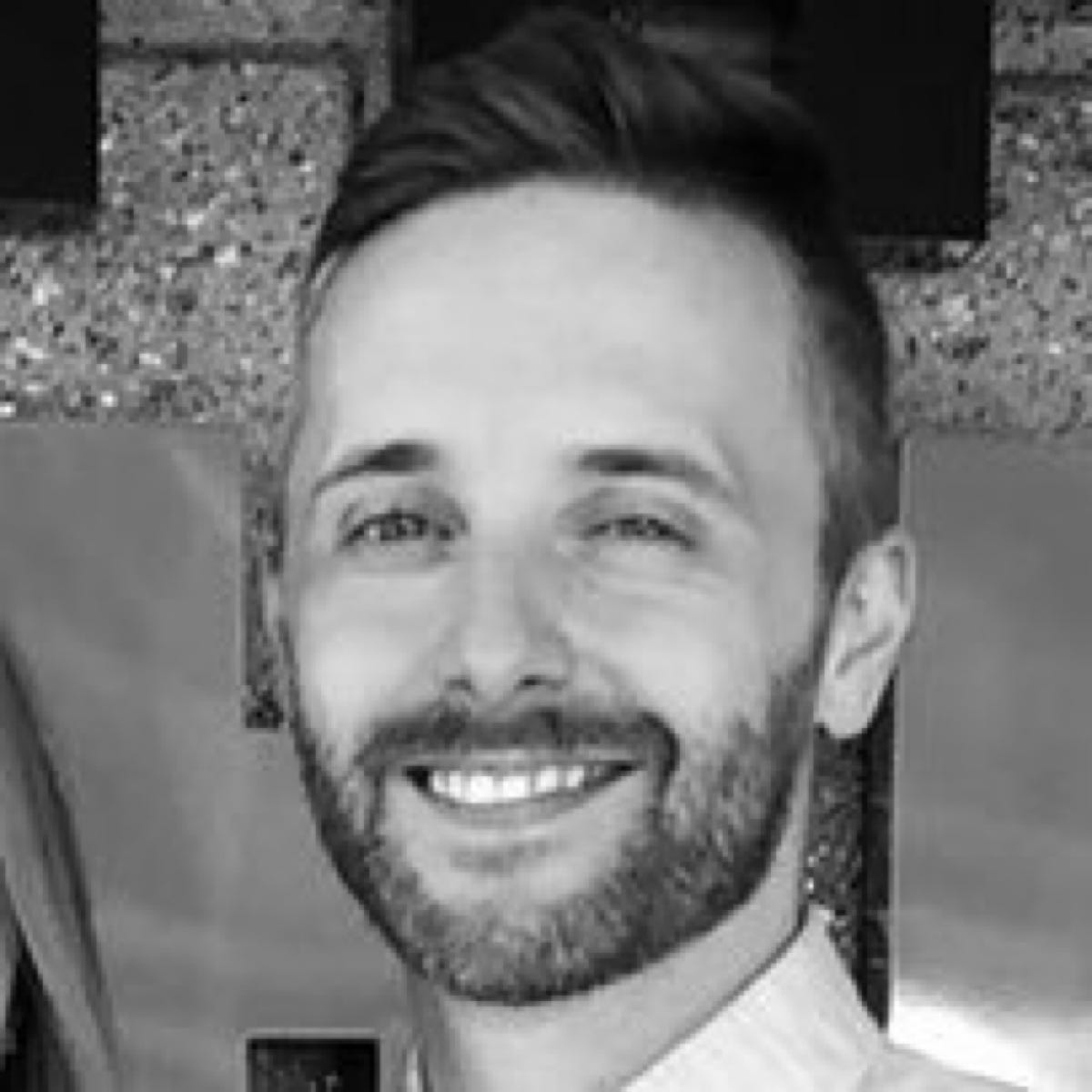 Zach Bloxham – Medium
