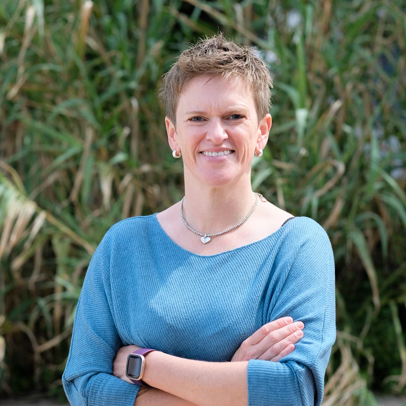 Anne Walker – Medium