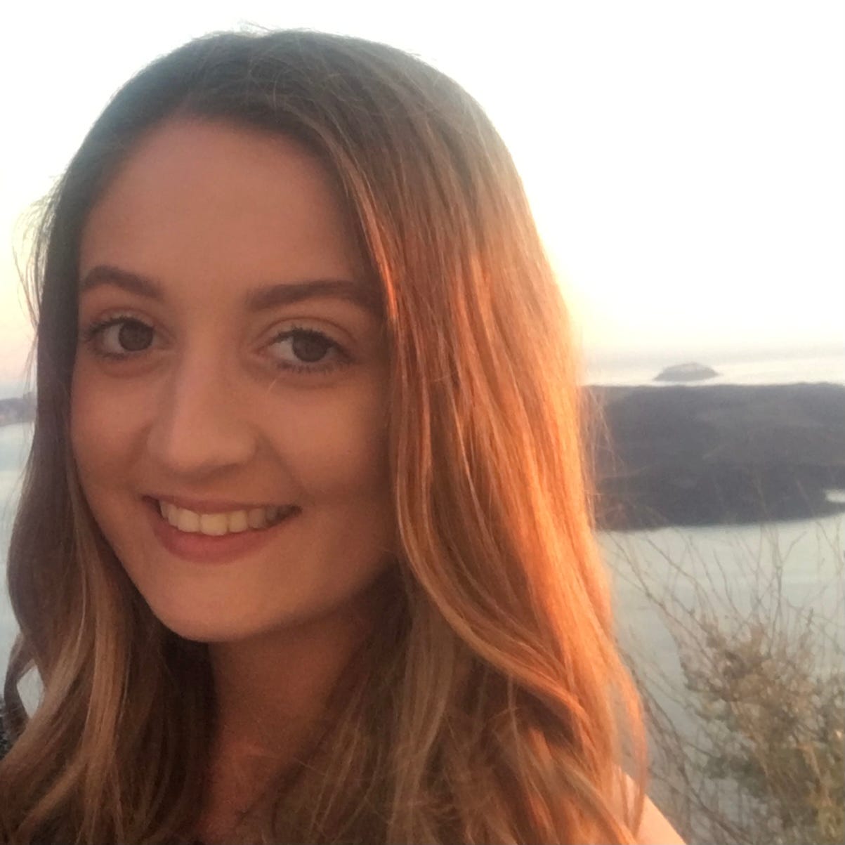 People following Alysia-Marie Annett