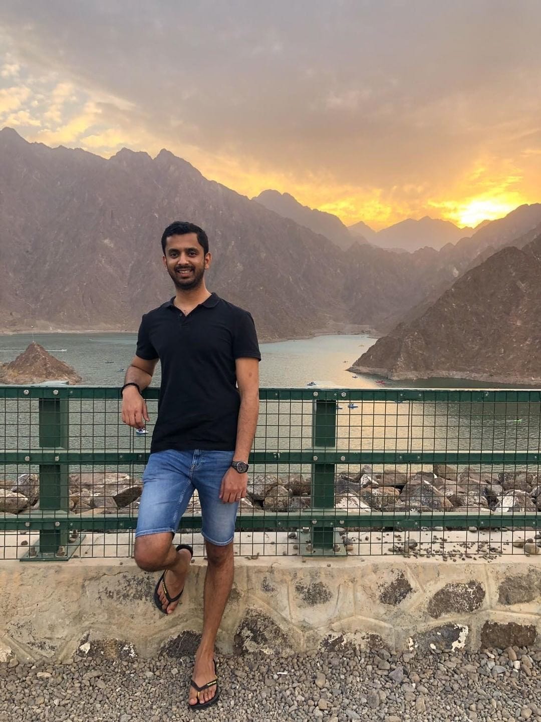 Rahul Thomas – Medium