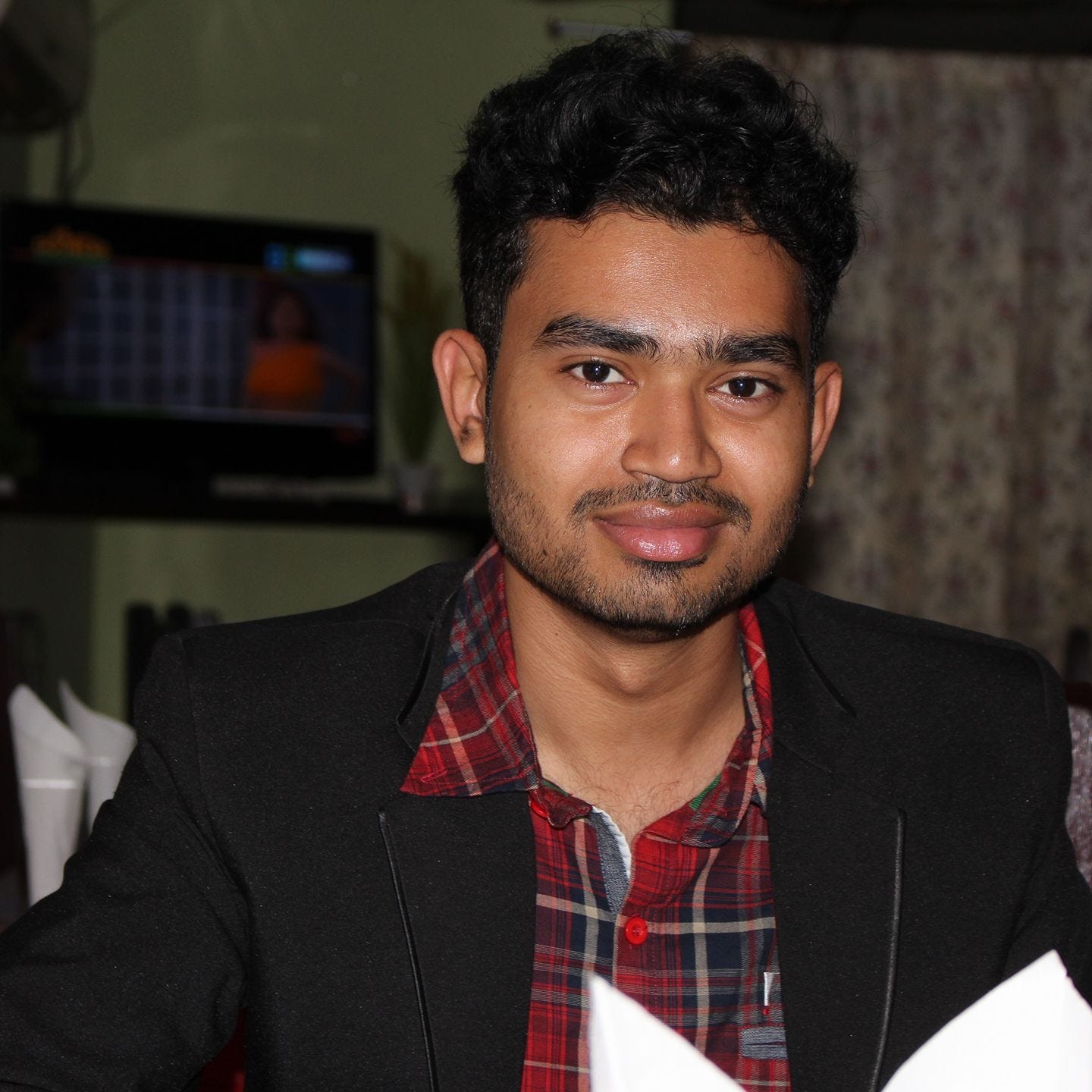 Nazmus Shakib – Medium