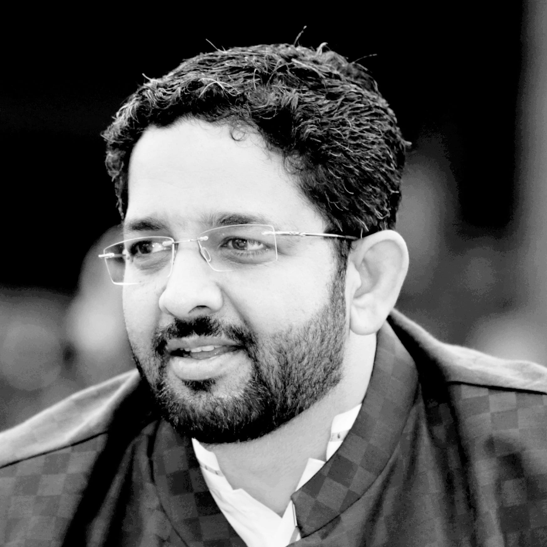 Sarfaraz Alam – Medium