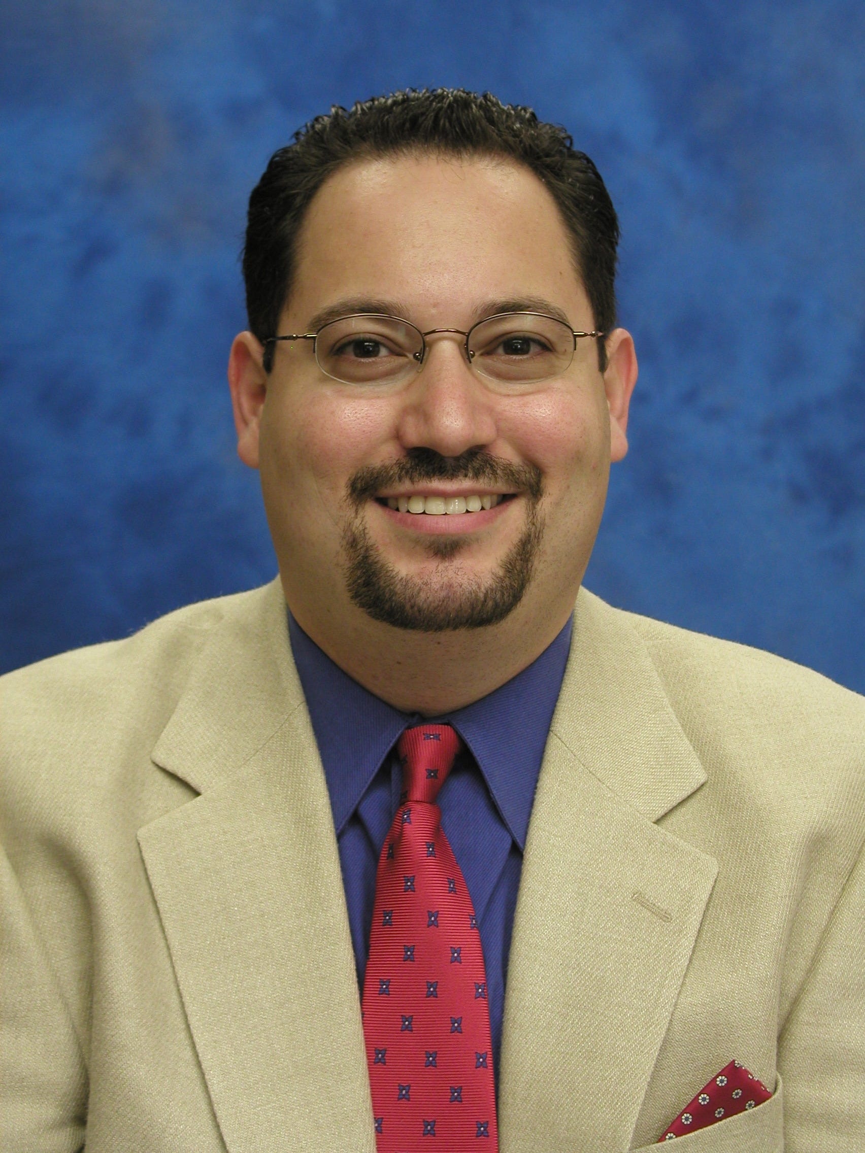Jason Casellas – Medium