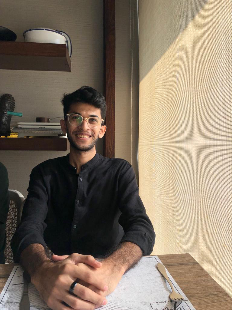 Hamza khan – Medium