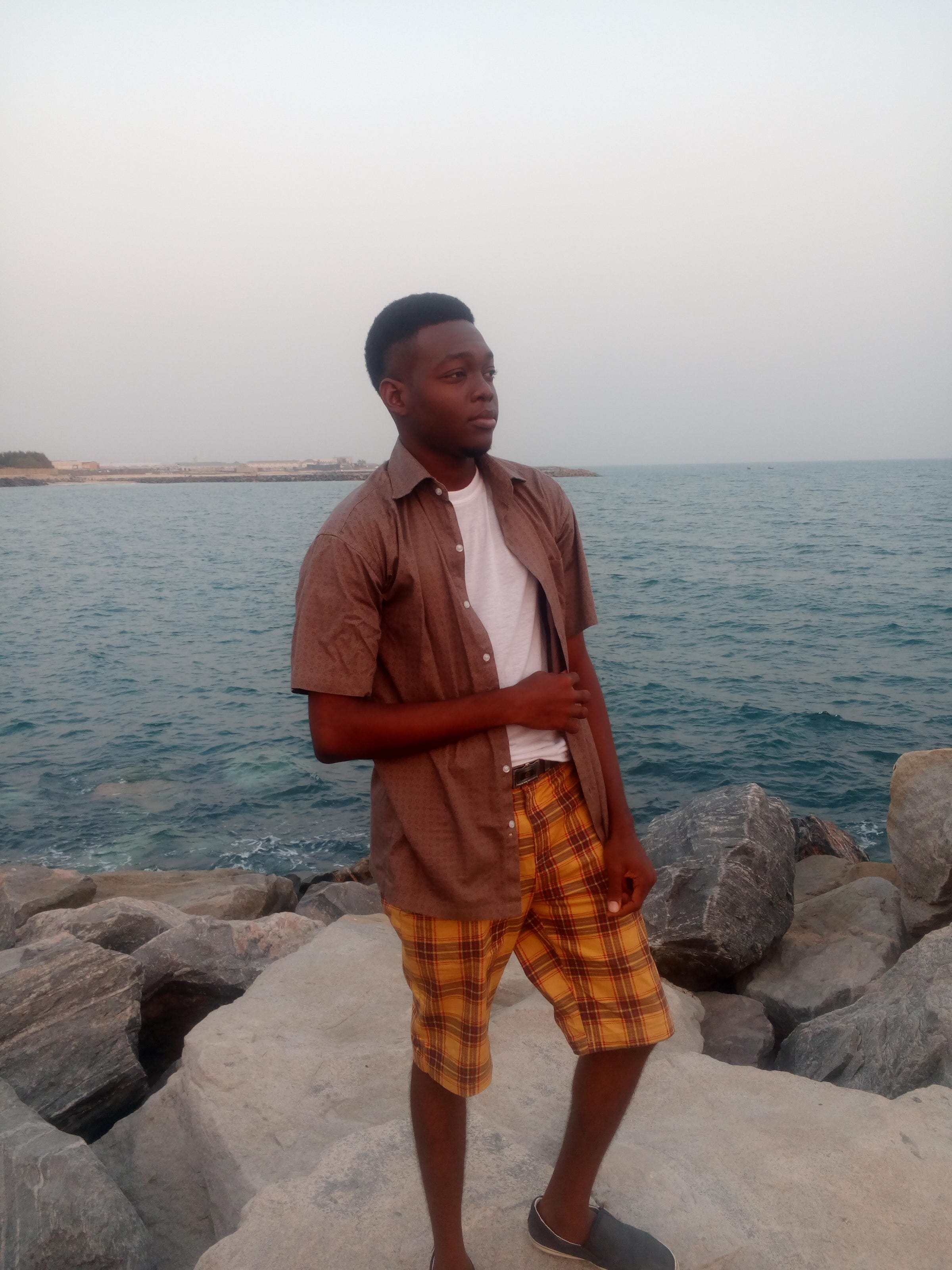 Demi Oyewusi – Medium