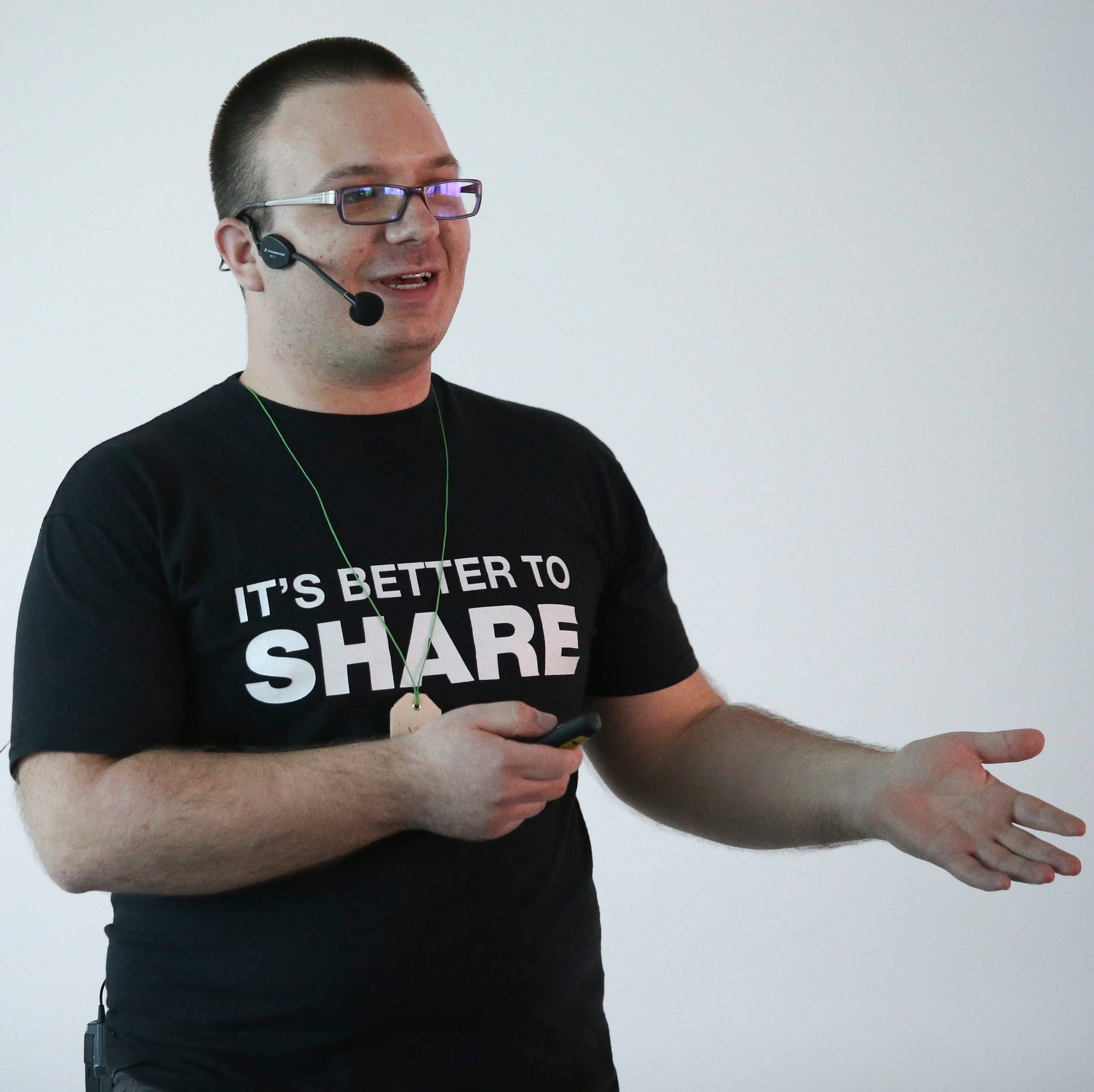 Boyan Yordanov – Medium