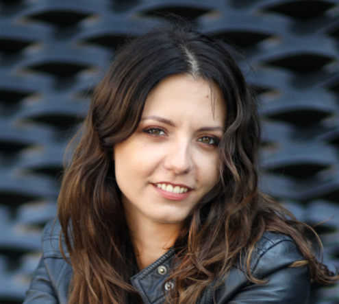 Marta Adamczyk – Medium