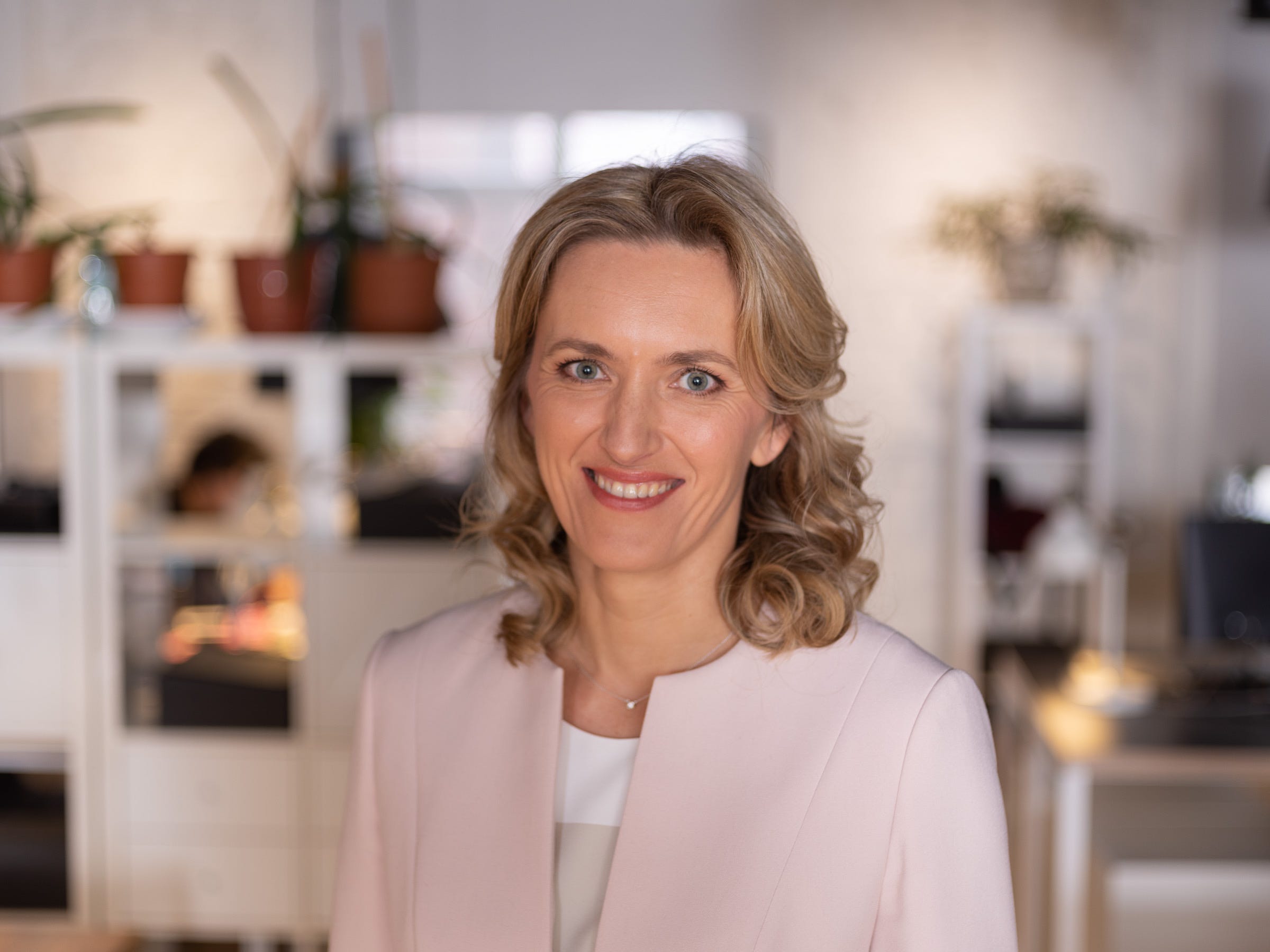 Ieva Ilves – Medium