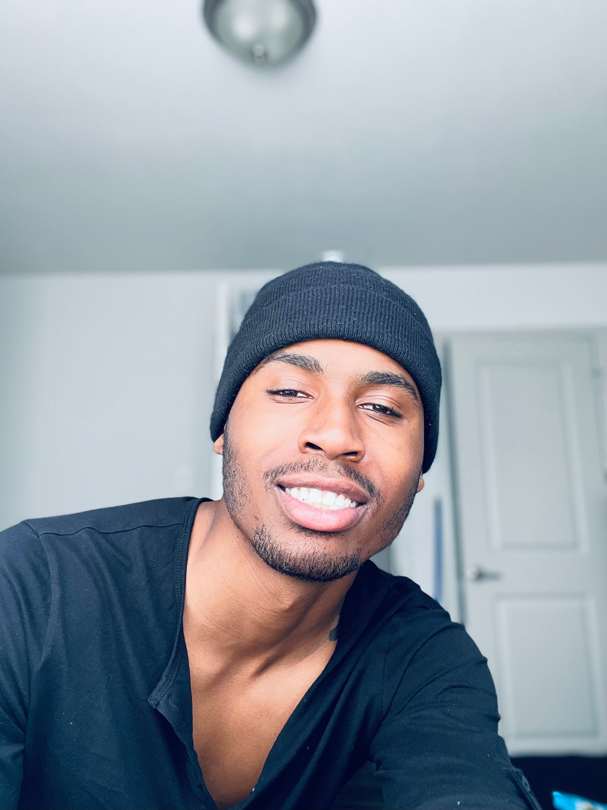 Darius Palmer – Medium