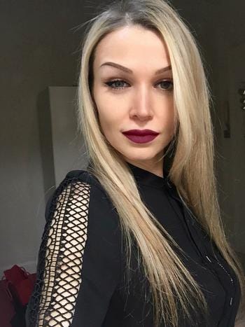 Алина Малиновая – Medium