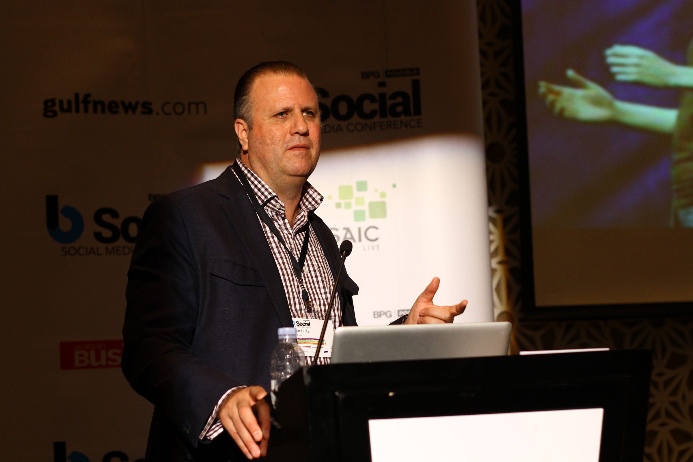 Scott Hicks – Medium