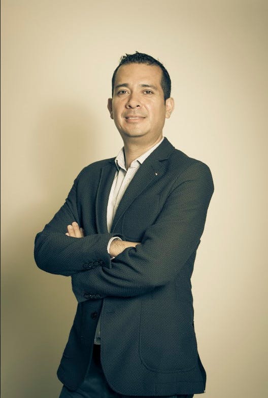 Emmanuel López – Medium