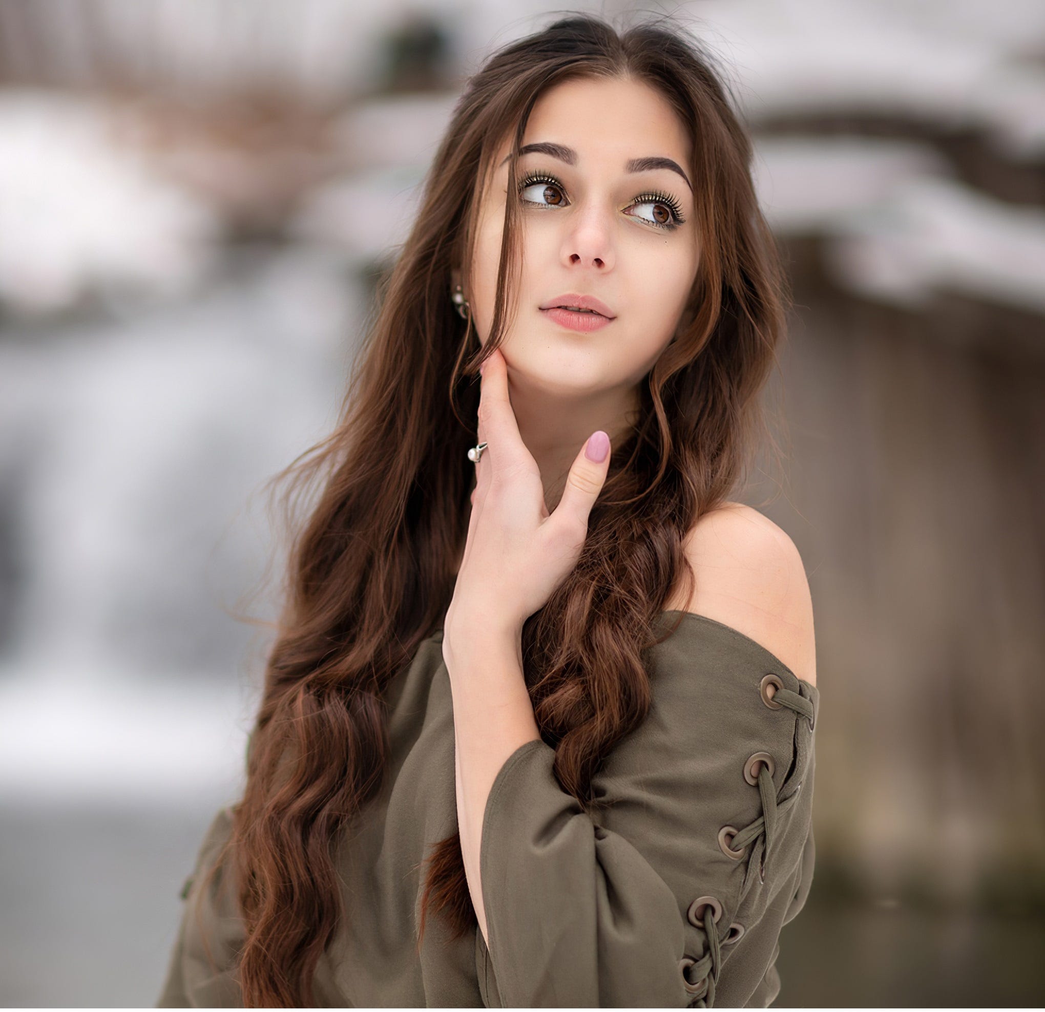 Riya Kapoor – Medium