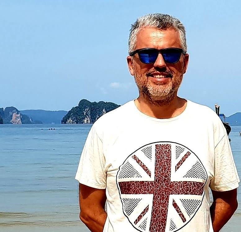 Paulo Tavares – Medium