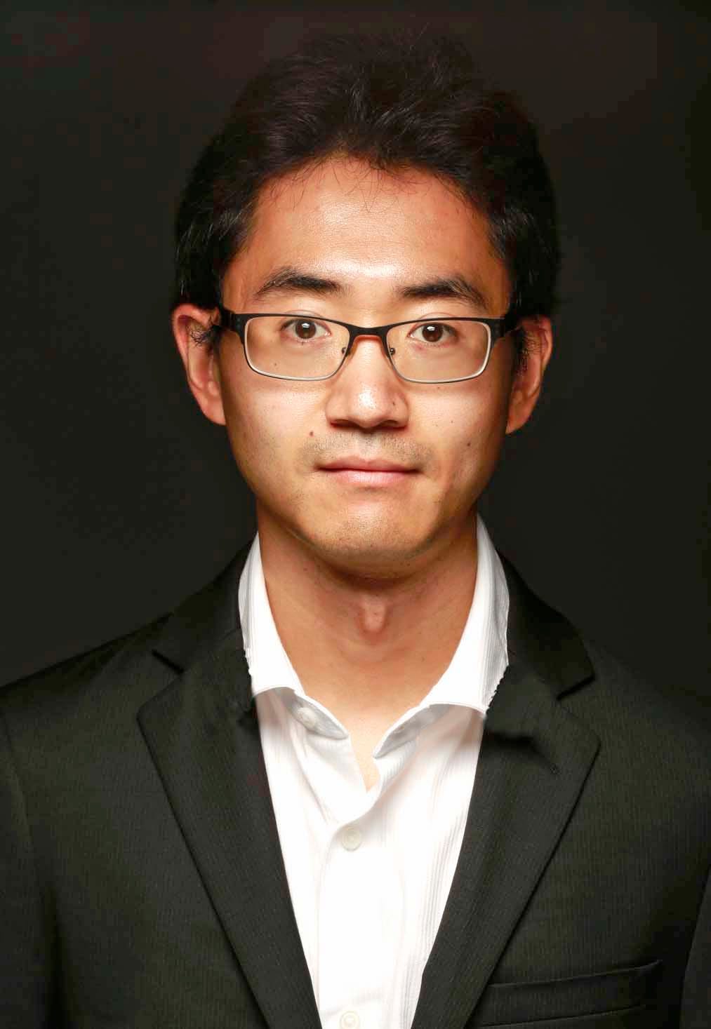 Shen Lin – Medium