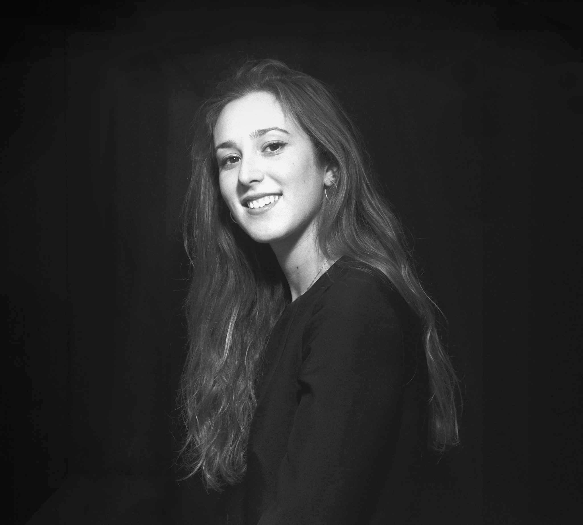 Myriam Lft – Medium