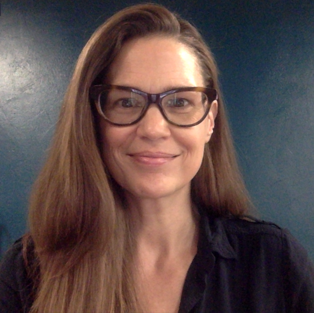 Laura Stone – Medium