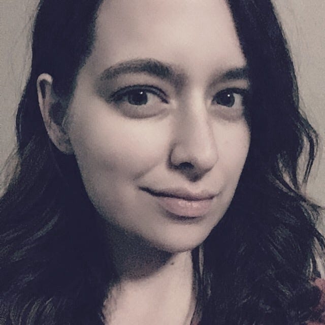 Cait Lyon – Medium