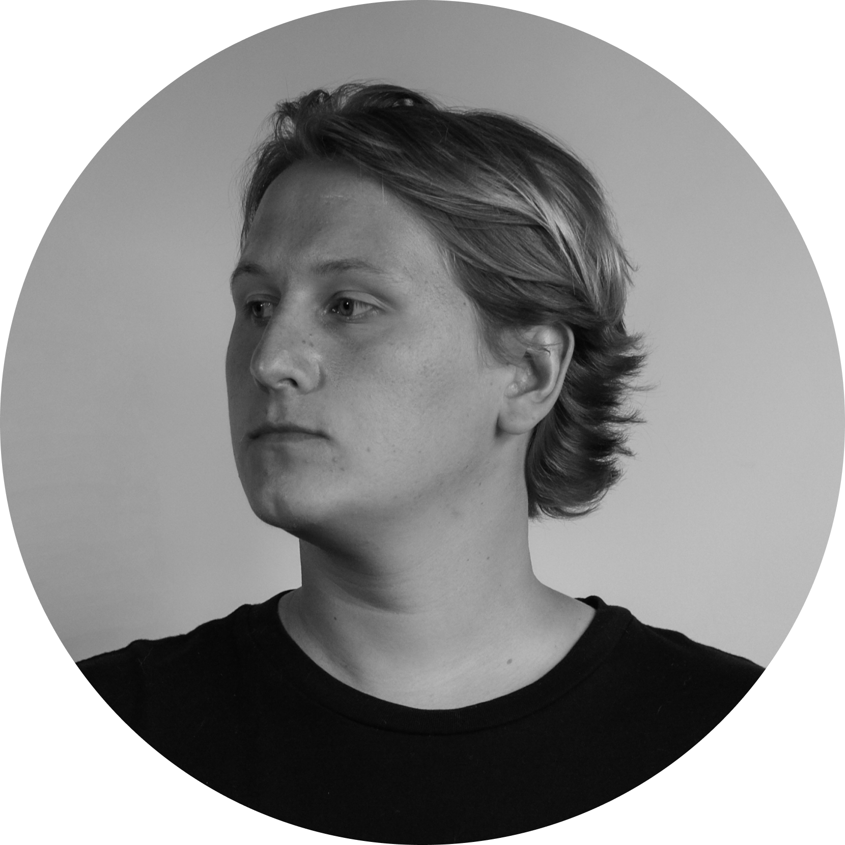 Alex Koma – Medium