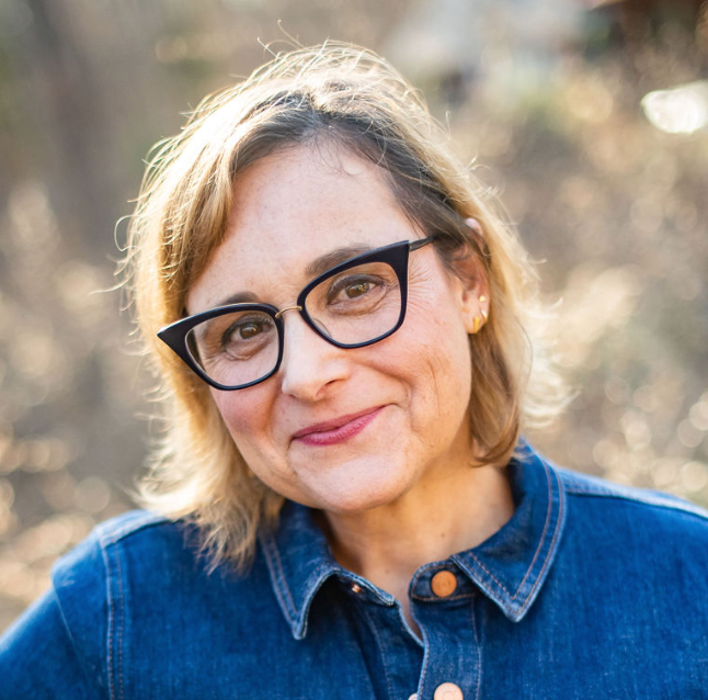 Jennifer Gardner – Medium