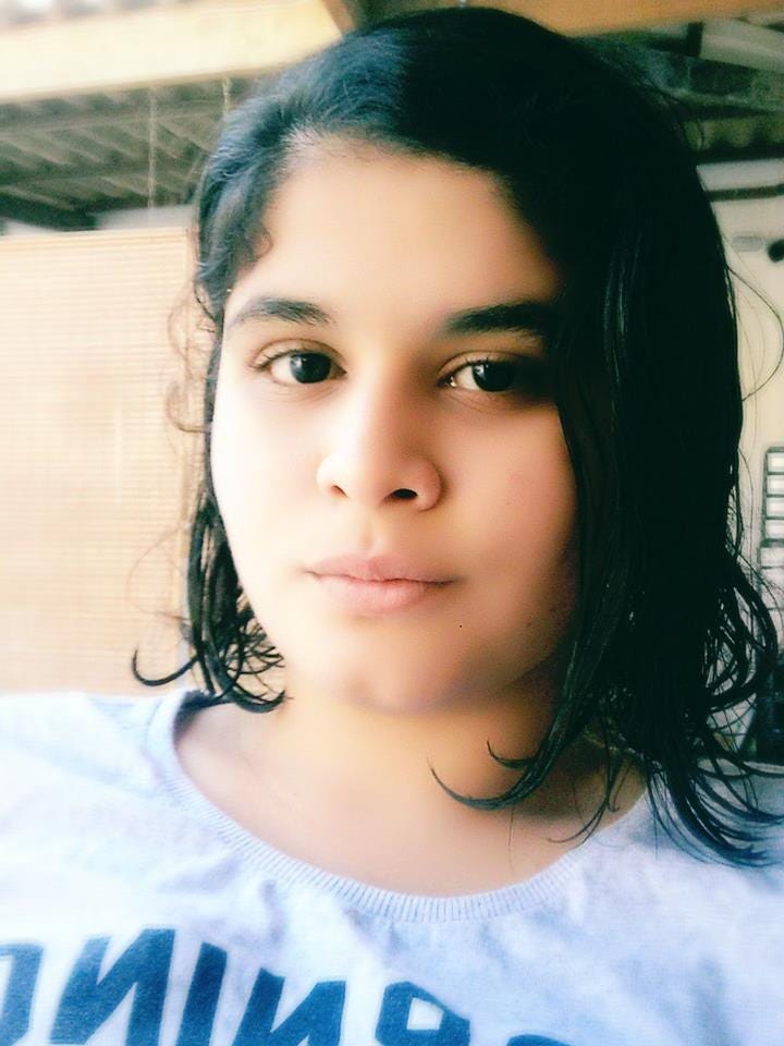 Alicia Macedo – Medium