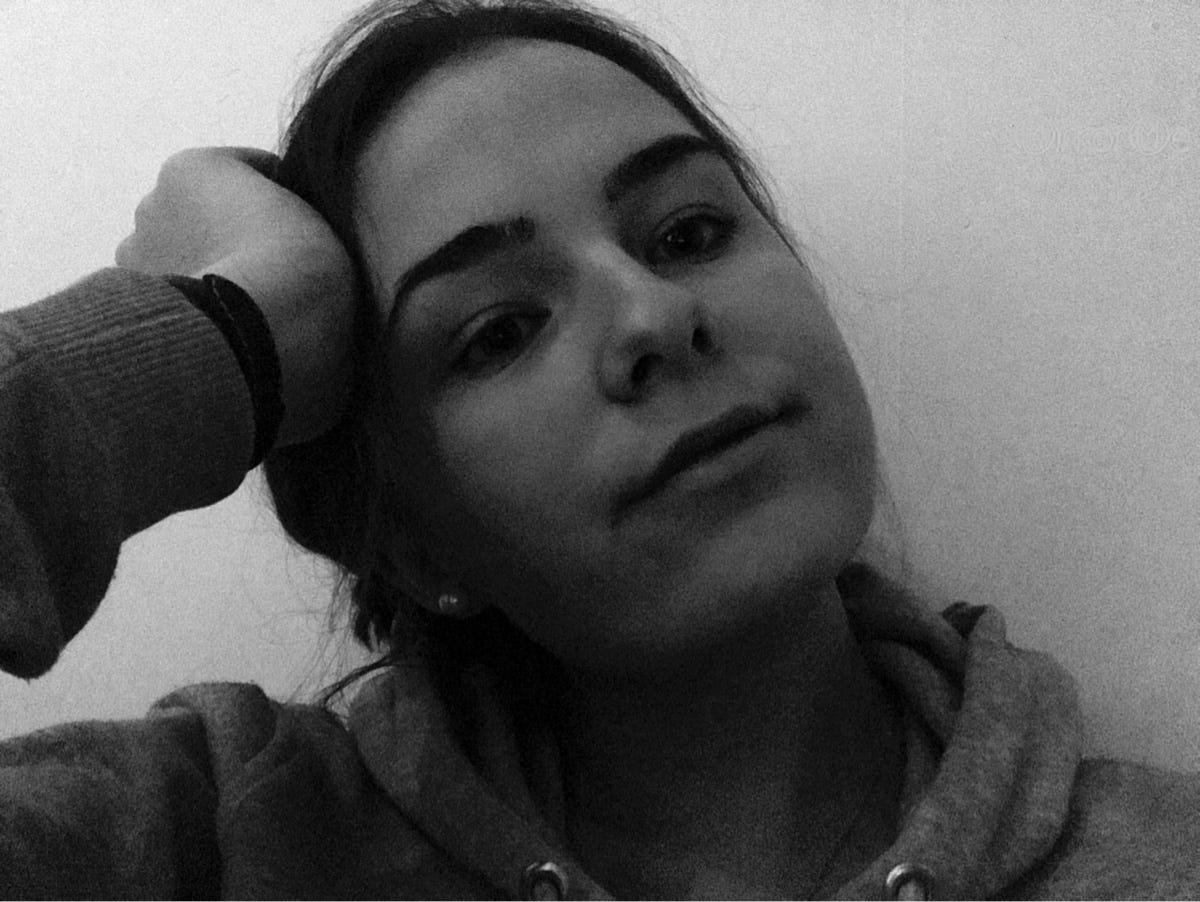 Carla Roos Morales – Medium