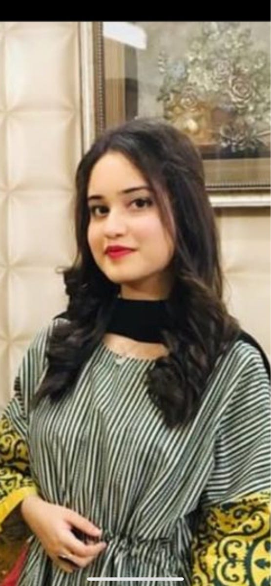 Mahnoor Khan – Medium