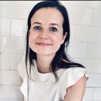 About – Laura Rose – Medium