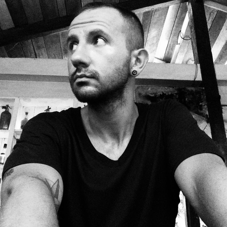 Alonso Navarro – Medium