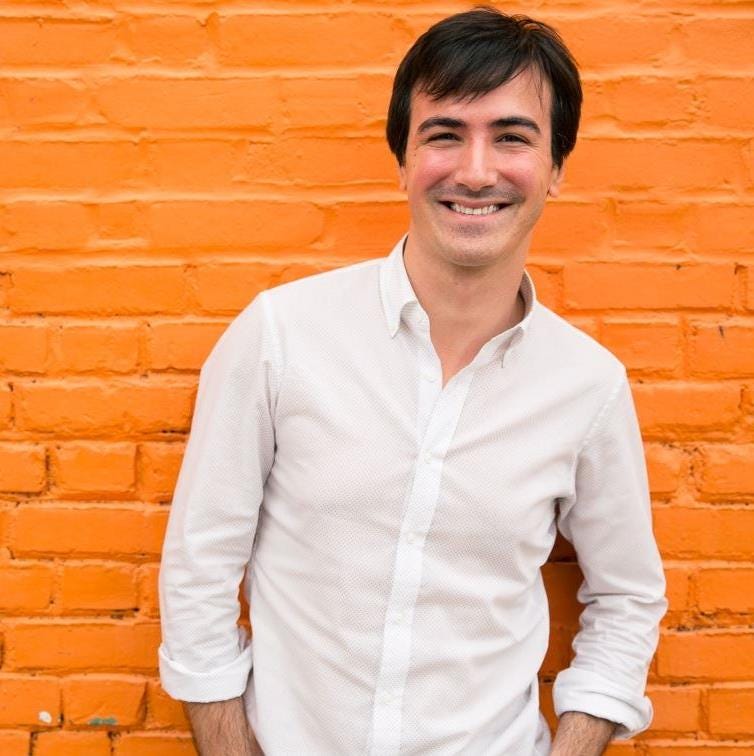 Edon Ophir – Medium