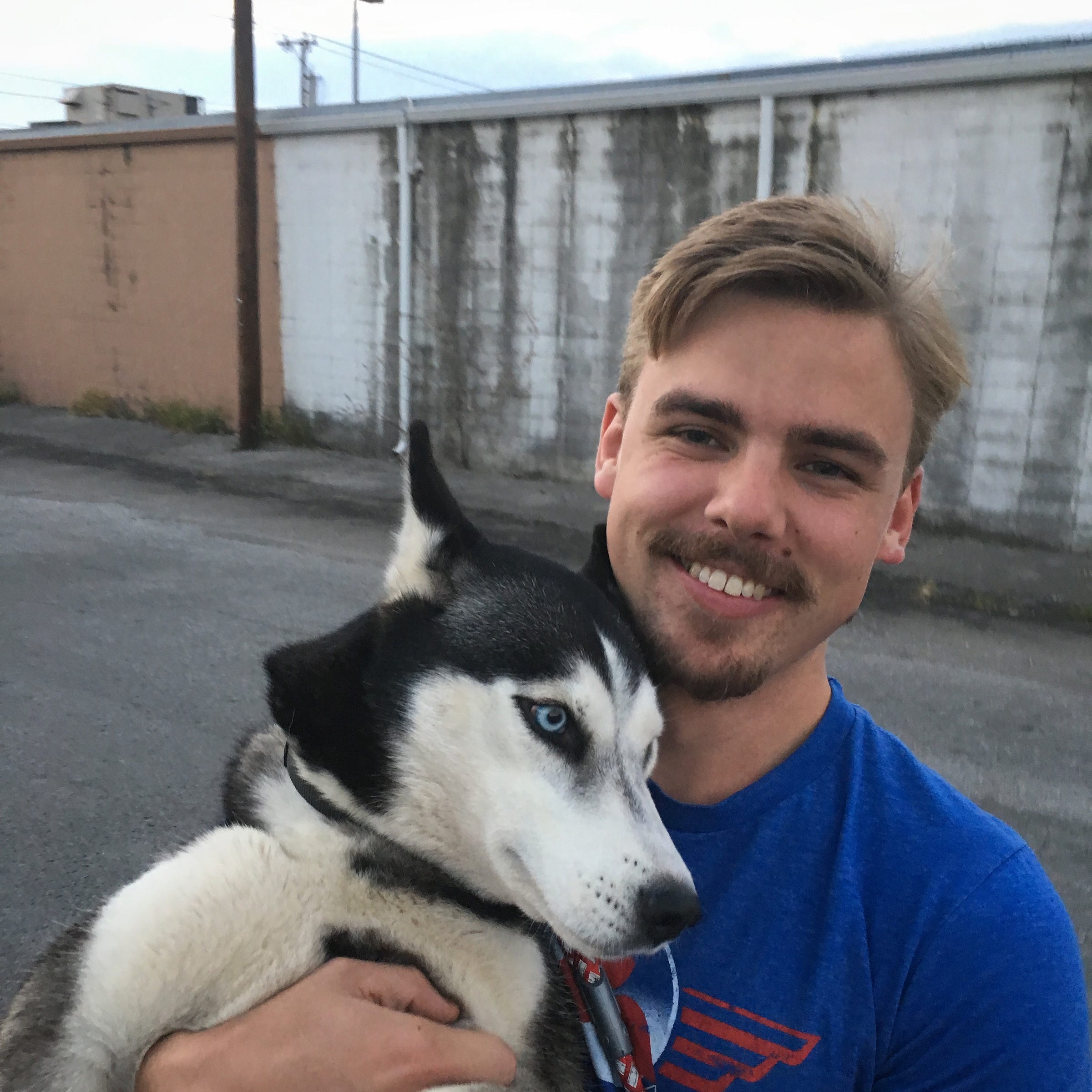 Davis Hunt – Medium