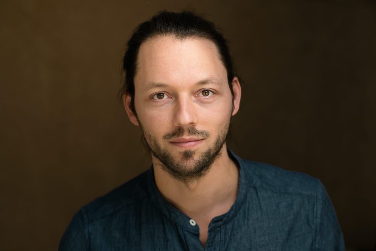 Benjamin Bolland – Medium