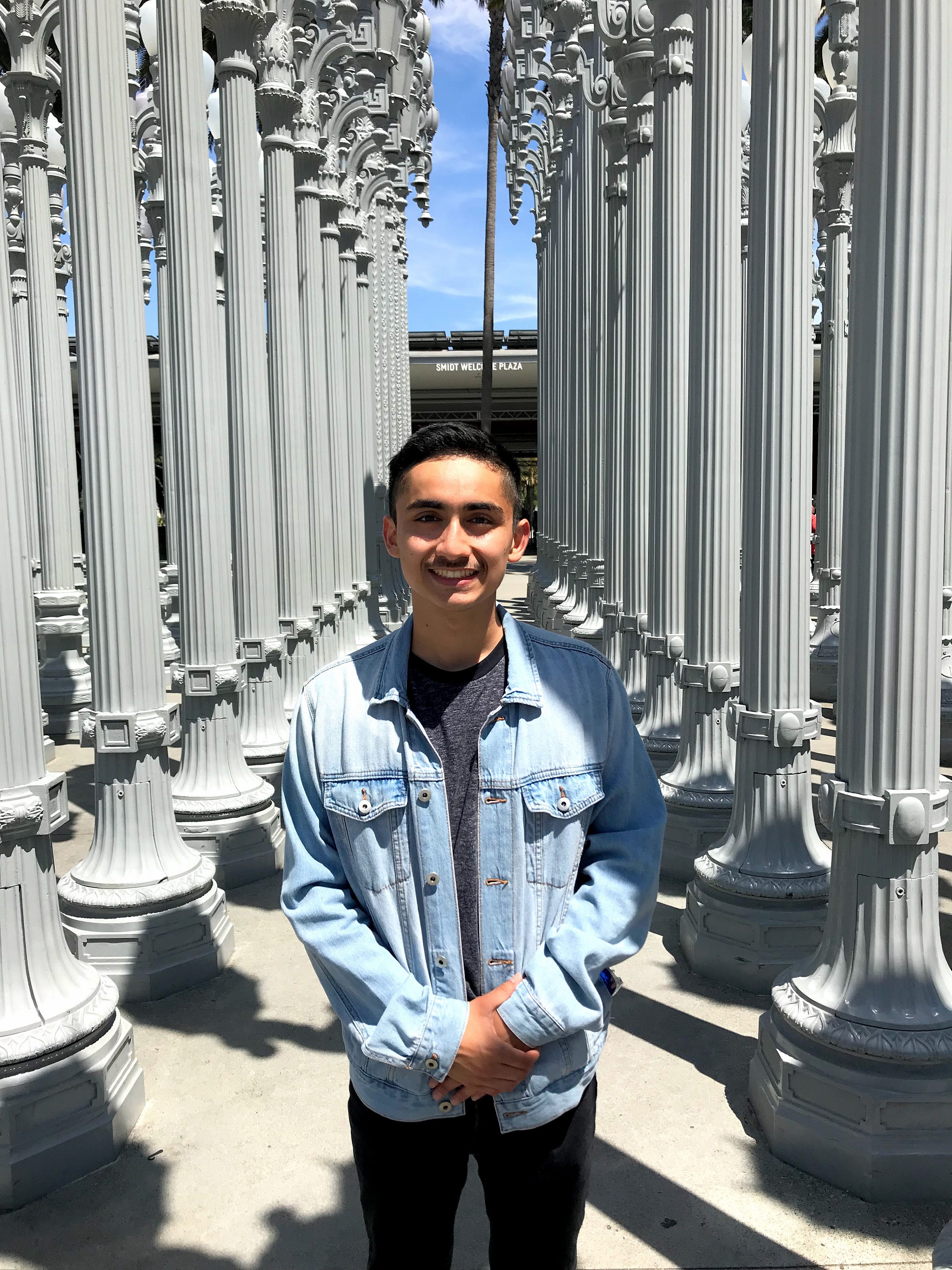 Samuel Sandoval – Medium