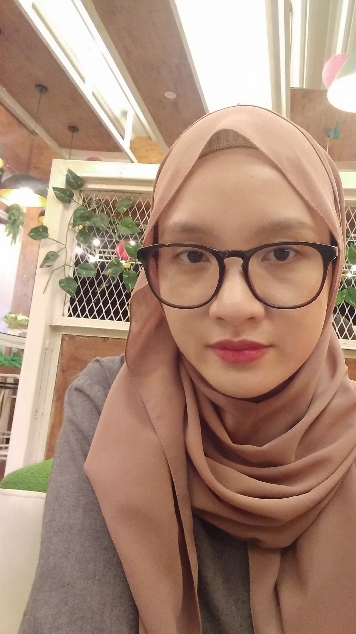 Jasmine Sheilla Putri Shakina – Medium