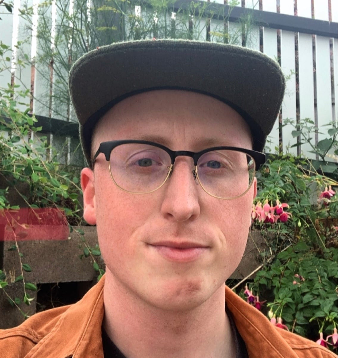 Charlie Thompson – Medium