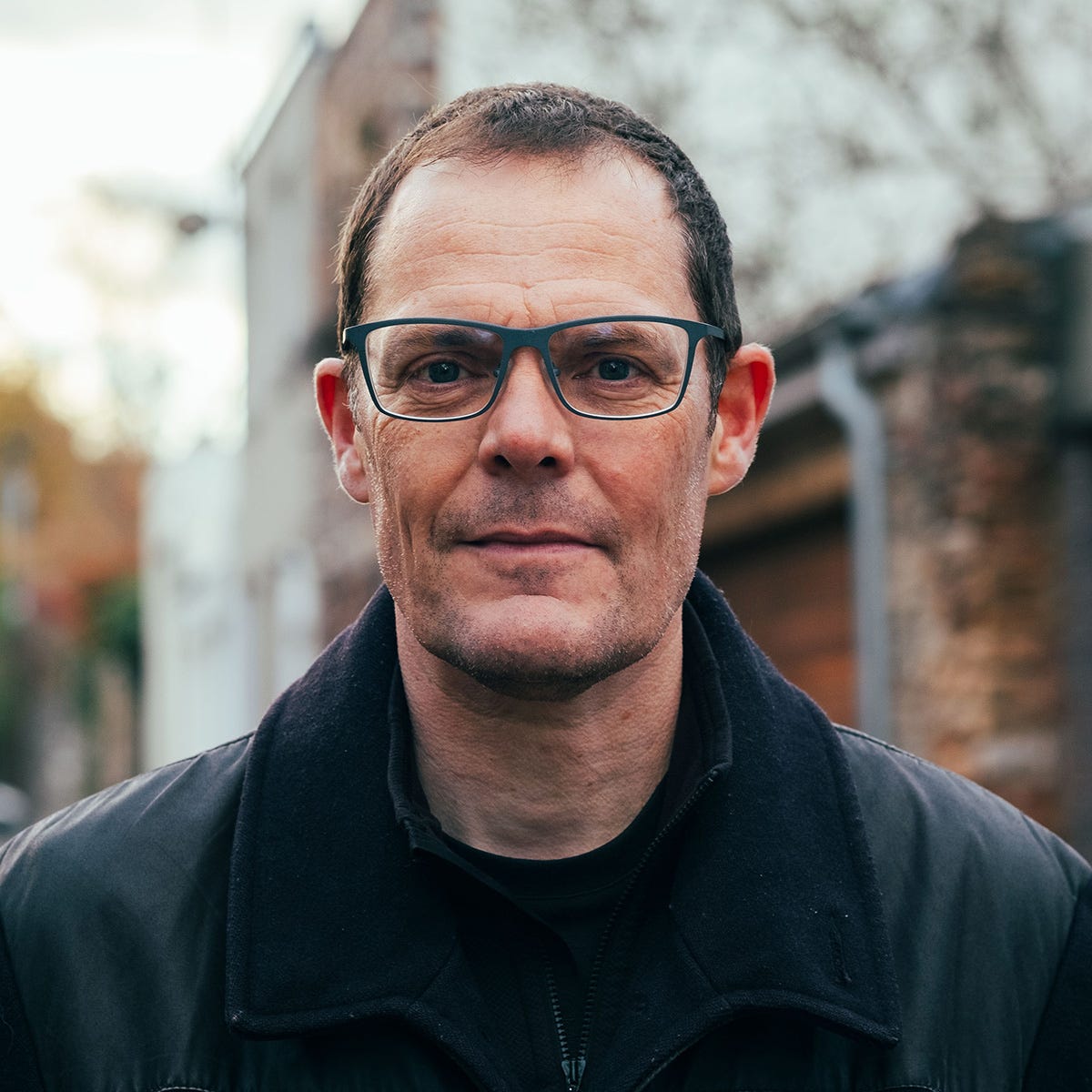 Chris Guy – Medium
