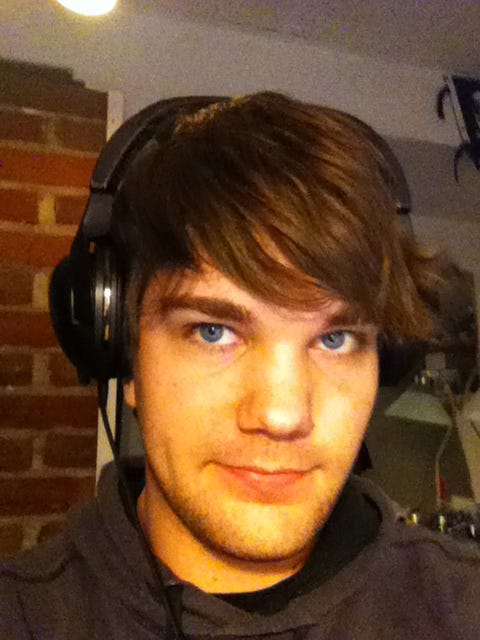 Benjamin Mantle – Medium